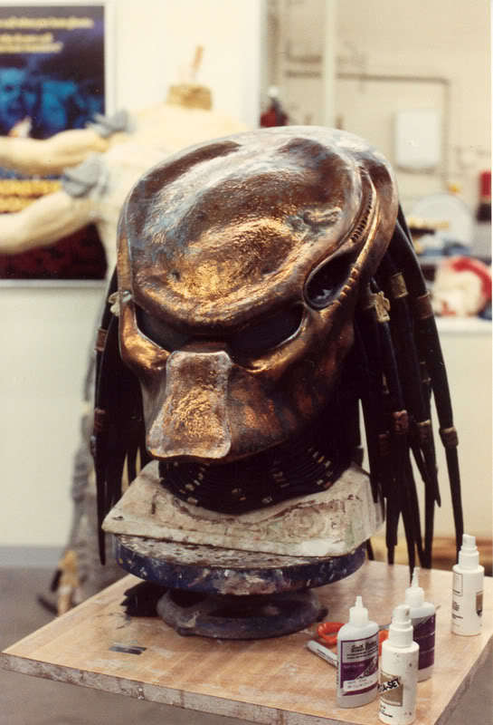 Hunter of the Cosmos — Predator 2 – Monster Legacy