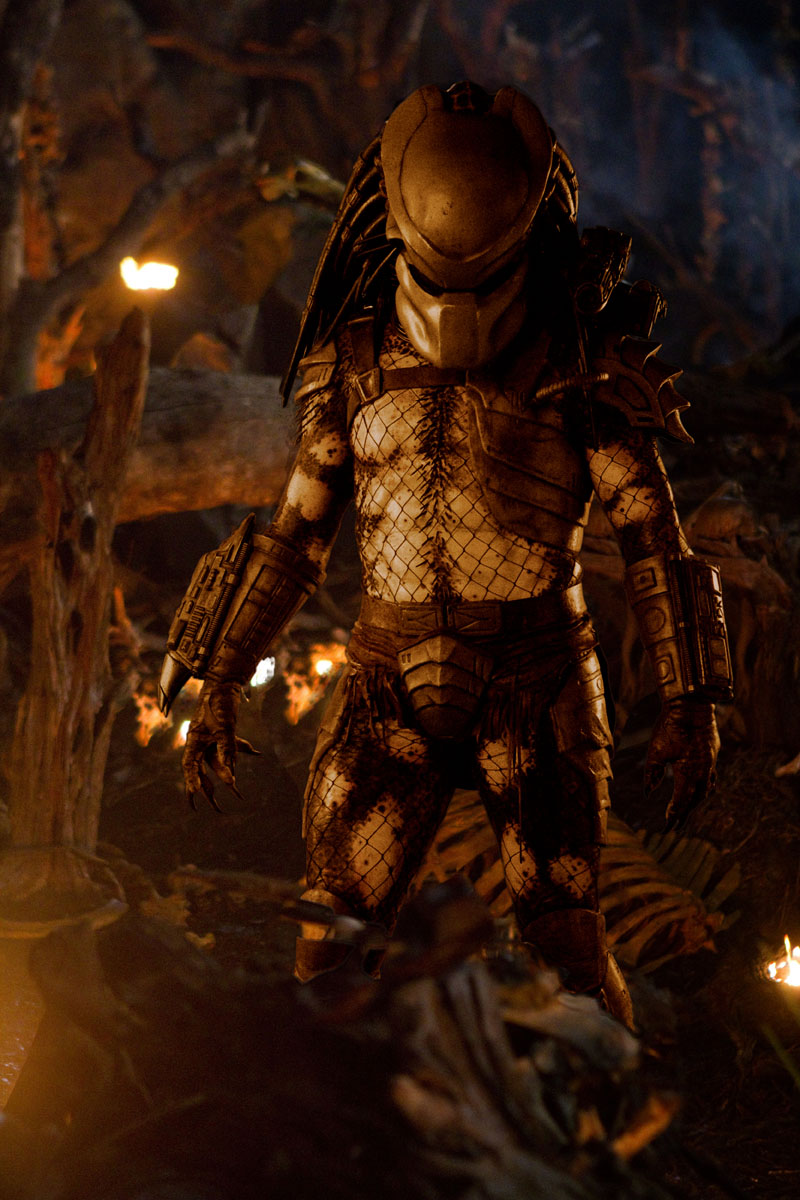 PredatorsClassicgearon2 – Monster Legacy