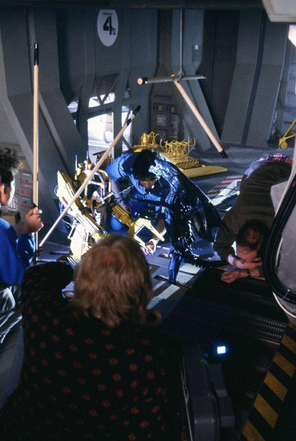 AliensQueenpuppetetal – Monster Legacy