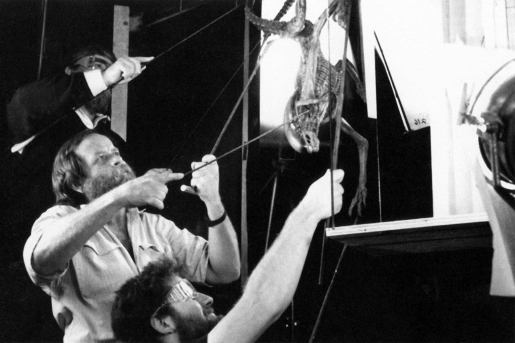 Alien3rodpuppetse – Monster Legacy