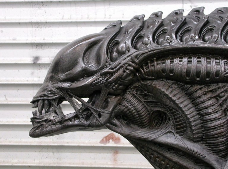 StarBeast — Aliens Vs. Predator: Requiem – Monster Legacy