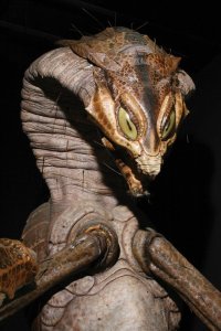 Scum of the Universe — Men in Black, the Bug – Monster Legacy