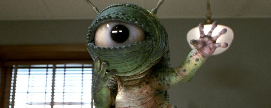 Scum of the Universe — Men in Black II, part 2 – Monster Legacy